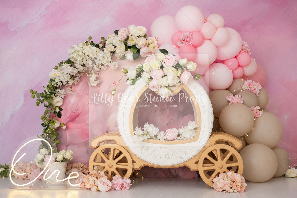 Princess Carriage ONE with Balloon Arch – Lilly Bear Studio Props