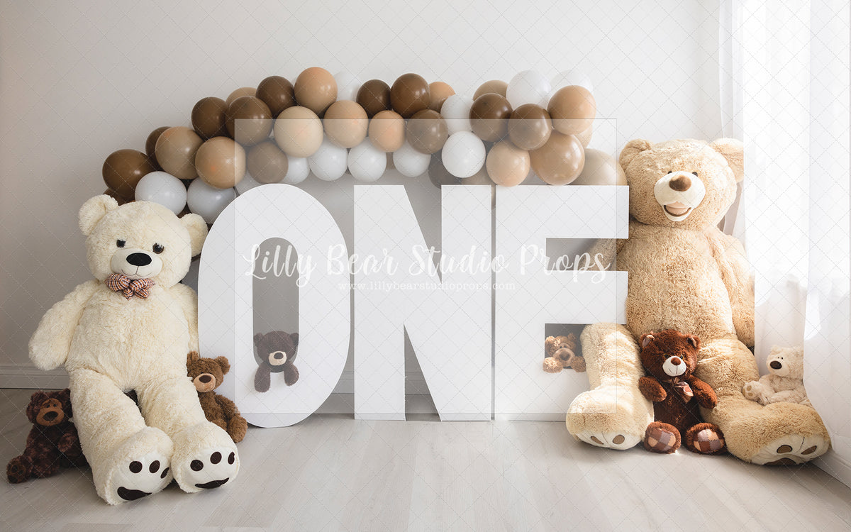 Giant Teddies – Lilly Bear Studio Props